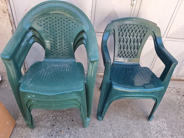 Pvc bastenske stolice 18 kom - KupujemProdajem