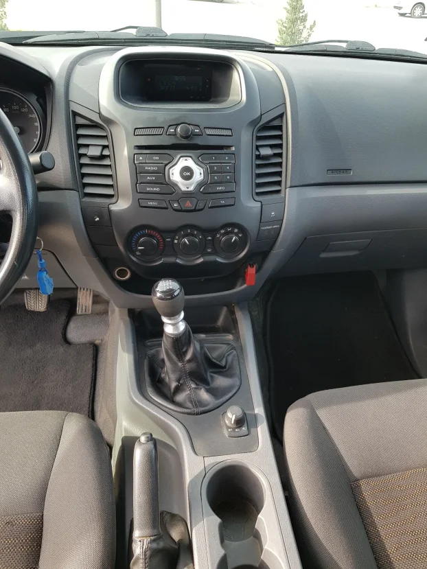 radio maska displej za ford ranger 2014 - KupujemProdajem