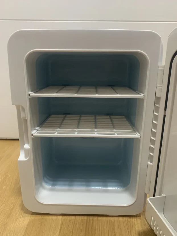 Mini frizider VEVOR 12V i 220V - topp - KupujemProdajem