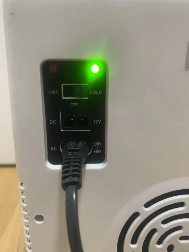 Mini frizider VEVOR 12V i 220V - topp - KupujemProdajem