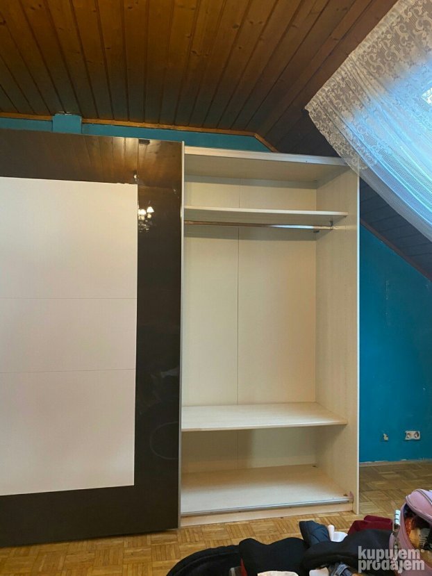 Klizni ormar - KupujemProdajem