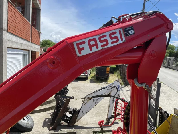 Fassi dizalica kran - KupujemProdajem