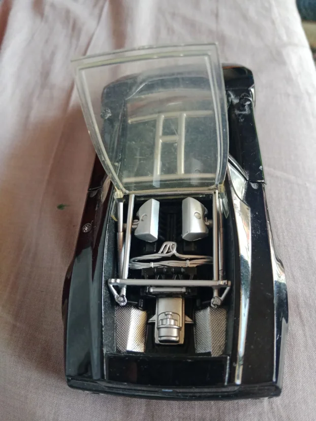 Wolcvagen u celosti Metalni Auto 1:24 s podizanjem vrata! - KupujemProdajem