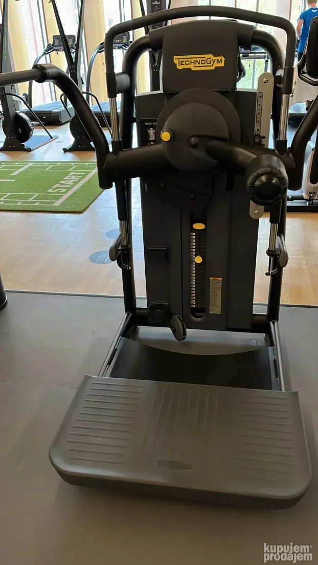 Technogym Selection 700 - Linija - KupujemProdajem