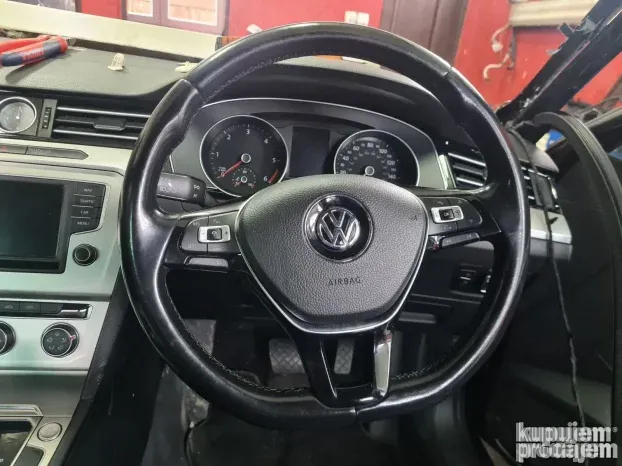 Volkswagen Passat B8 / Golf 7 - volan sa airbag-om - KupujemProdajem