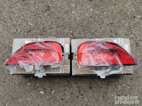 Zadnja maglenka Renault Megane macije oko katadiopter blenda ...