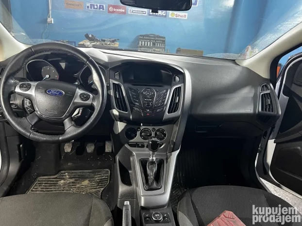 Ford Focus mk3 11- volan - KupujemProdajem