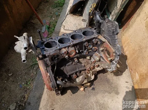 Astra G 1.7 DTI 55kw Y17DT Isuzu polu motor bez glave - KupujemProdajem