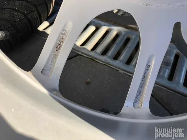 17 5x114.3 Reno Clio RS felne Original Renault CH - KupujemProdajem