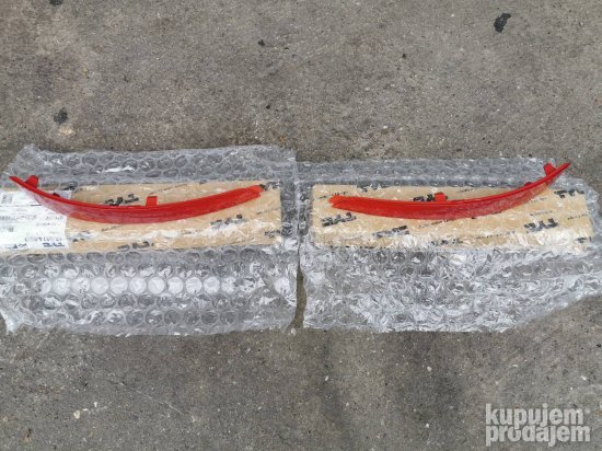 Katadiopter blenda Skoda Octavia macije oko Oktavija - KupujemProdajem