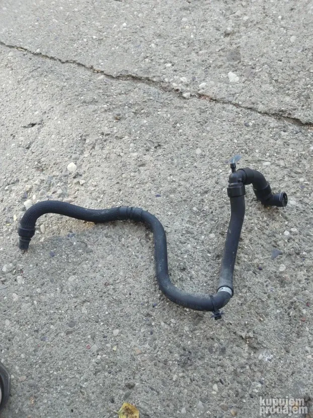 Citroen C6 Peugeot 407 2.7hdi crevo vode sa ozrakom ventil - KupujemProdajem