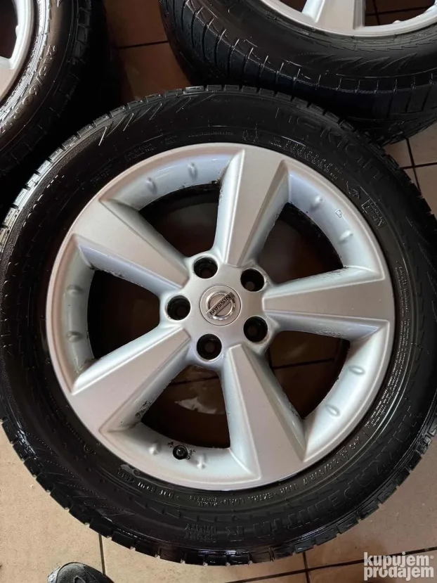 nisan kaskai alu felne sa gumama r17 - KupujemProdajem