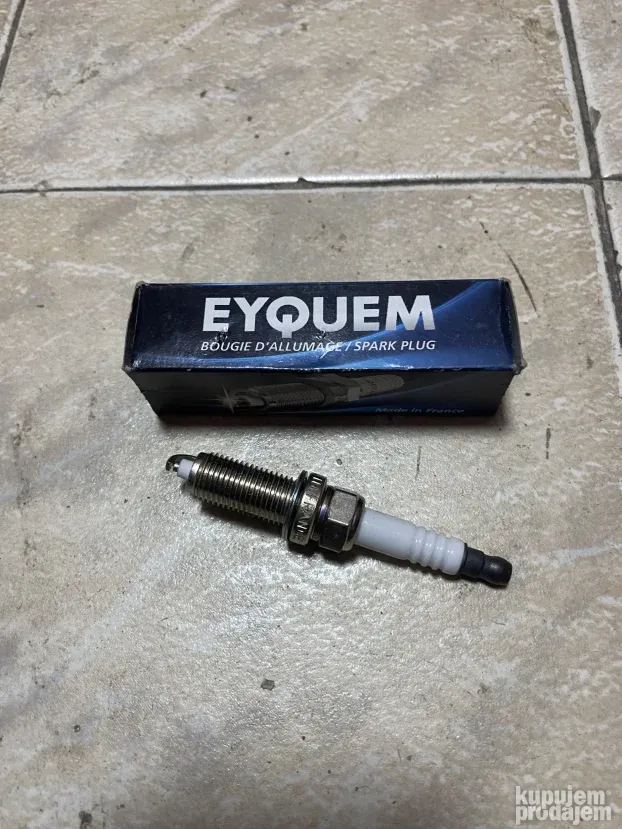 Svecice-svecica CITROEN C2 C3 C4 PEZO 206 307 RENO Clio 4 - KupujemProdajem