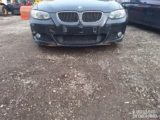 Bmw e92/93 delovi M paket - KupujemProdajem