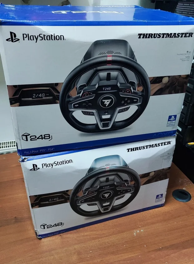 Nekorisceno Thrustmaster T248 Racing Wheel Gejmerski volan ...