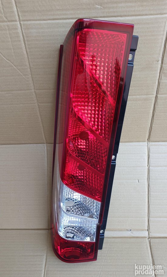 Stop svetlo Iveco Daily 2015-2020 - KupujemProdajem