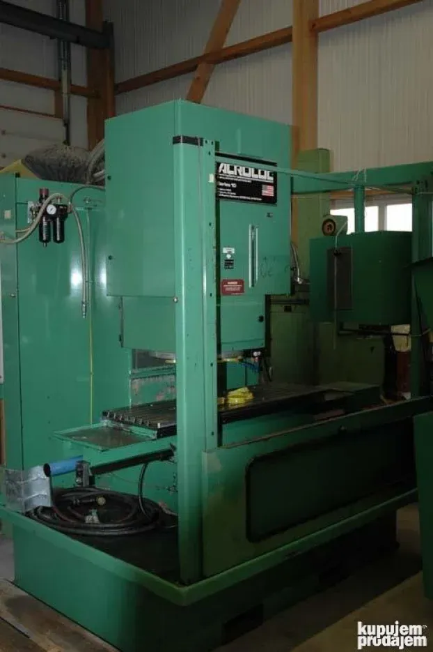 Vertikalni obradni centar ACROLOC - KupujemProdajem