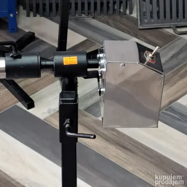 Razanj sa okretacem 12v-220v - KupujemProdajem