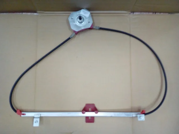 Podizac stakla prednji levi Y45, 55 STD - KupujemProdajem