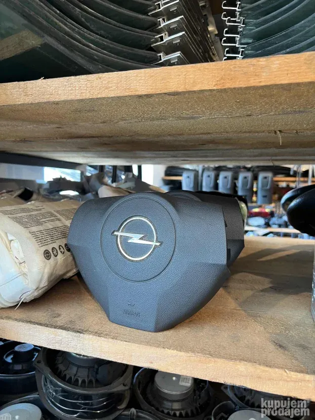 Opel Astra Tabla Airbag Pistolj Pojas - KupujemProdajem