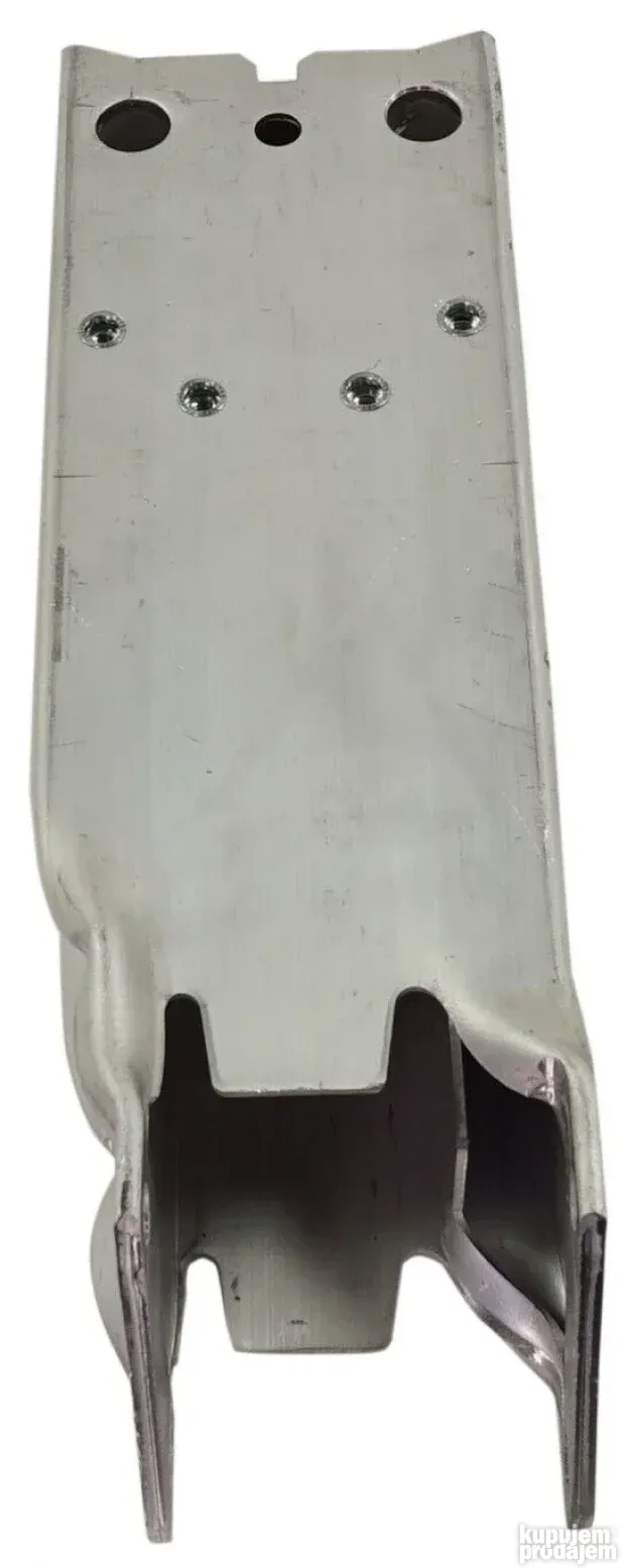 BMW X1 F48 Nosač šine branika prednjeg 15- - KupujemProdajem