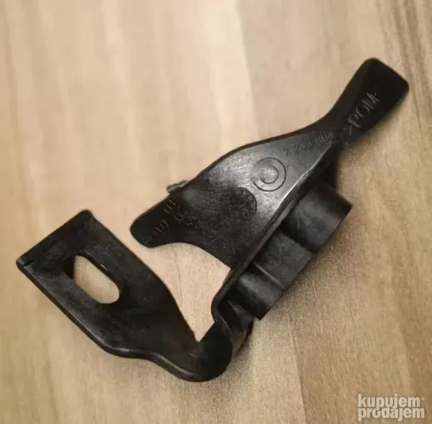 Držač fara gornji-set-BMW F07 F10 F18Za oba fara - KupujemProdajem