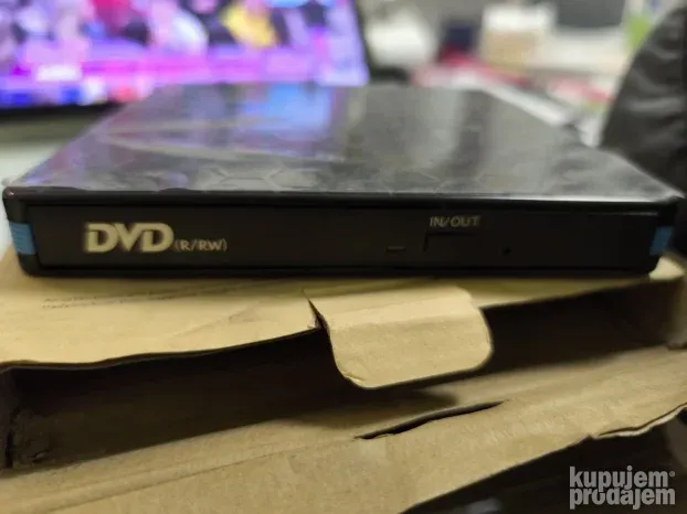 Prijenosni DVD USB višenamjenski vanjski optički pogon - KupujemProdajem