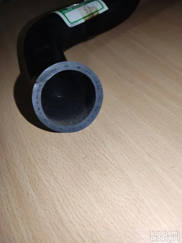 Crevo hladnjaka Yugo/Zastava / Crevo vode - KupujemProdajem