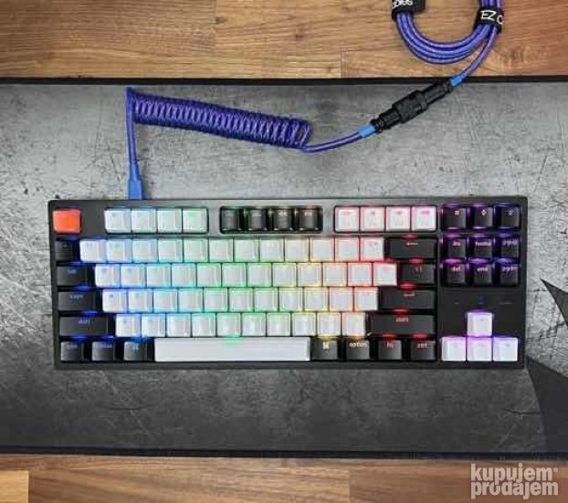 Keychron C1 RGB Hot swap TKL red switch RGB swichevi - KupujemProdajem