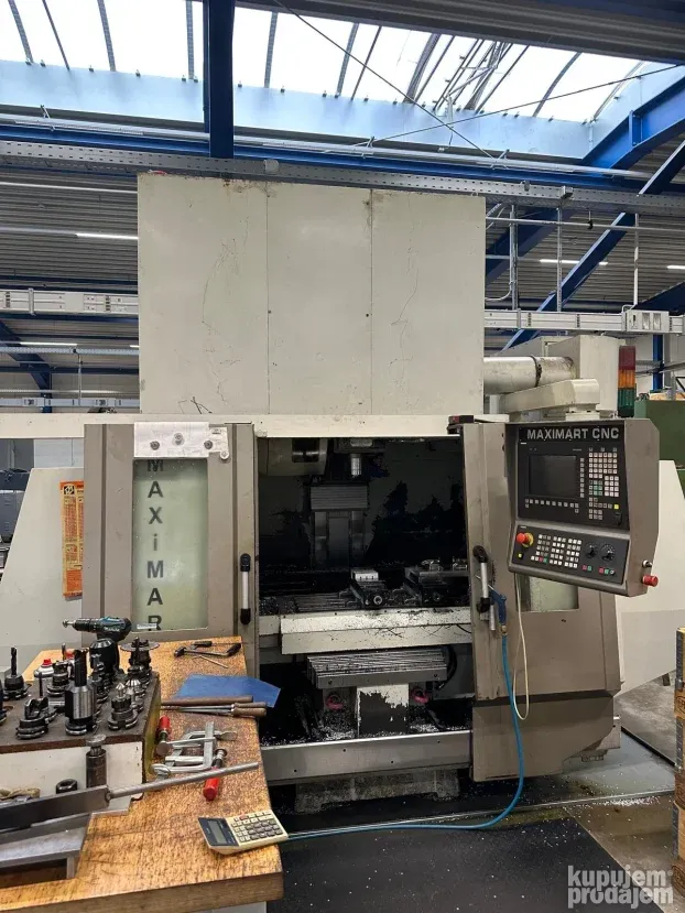 Obradni centar vertikalni MAXIMART CNC - KupujemProdajem