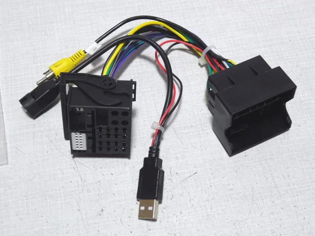 ISO adapter kabel 40 PIN QUADLOCK na 52 PIN MQB za VW Golf 7 ...