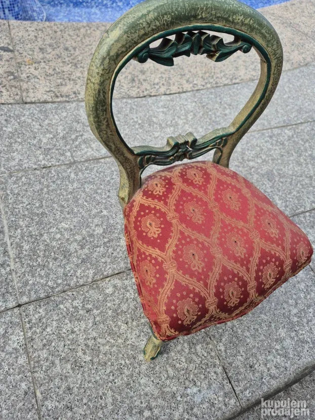 Mala barokna fotelja, 45 cm visina, drvena - KupujemProdajem