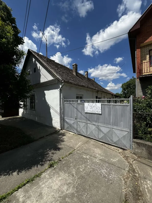 Kuća na prodaju - Carice Milice 144, Futog, Novi Sad - KupujemProdajem