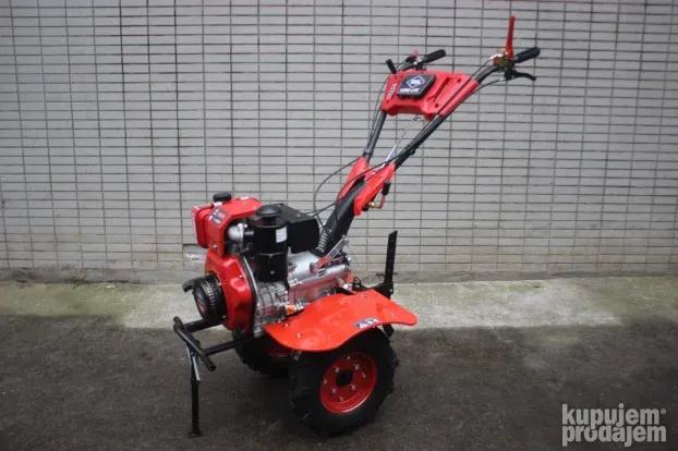 Freza BENASSI 8KS sa kopacicama (2 i 3 brzine) - KupujemProdajem