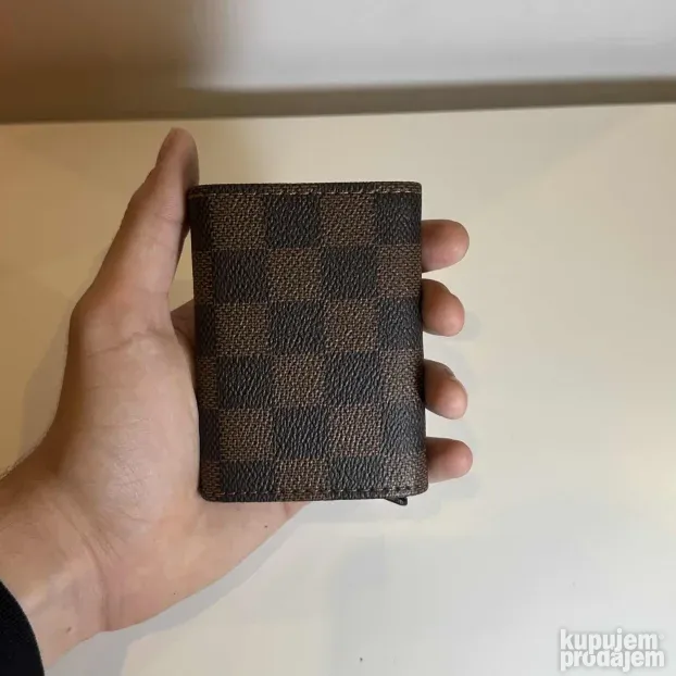 Louis Vuitton muski novcanik za novac i kartice - KupujemProdajem