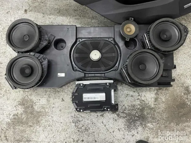 Pojacalo vufer zvucnici Infinity ozvucenje opel insignia a ...