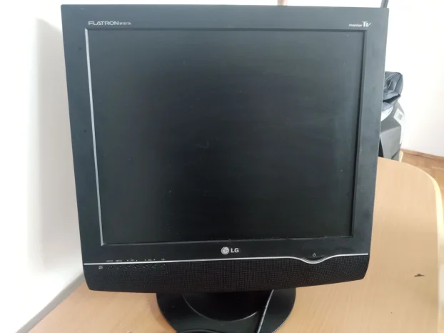 LG monitor - KupujemProdajem