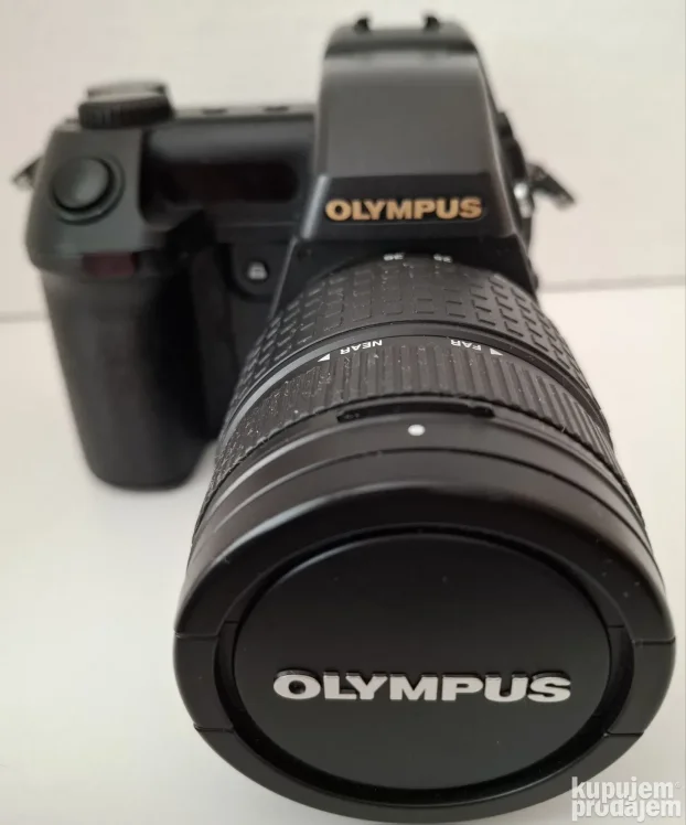 Olympus Camedia E-20P+oprema+kofer-Perfekno stanje - KupujemProdajem