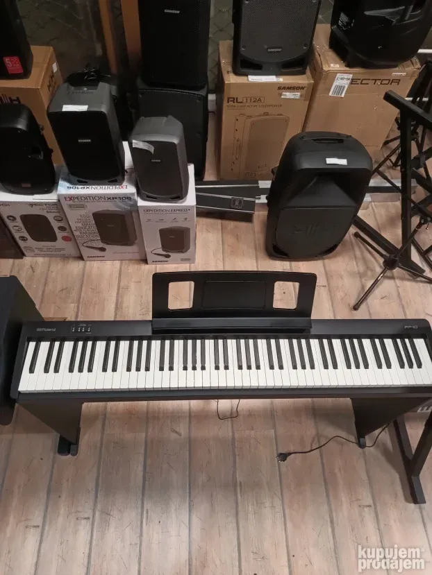 Roland FP-10 Digitalni pianino - KupujemProdajem