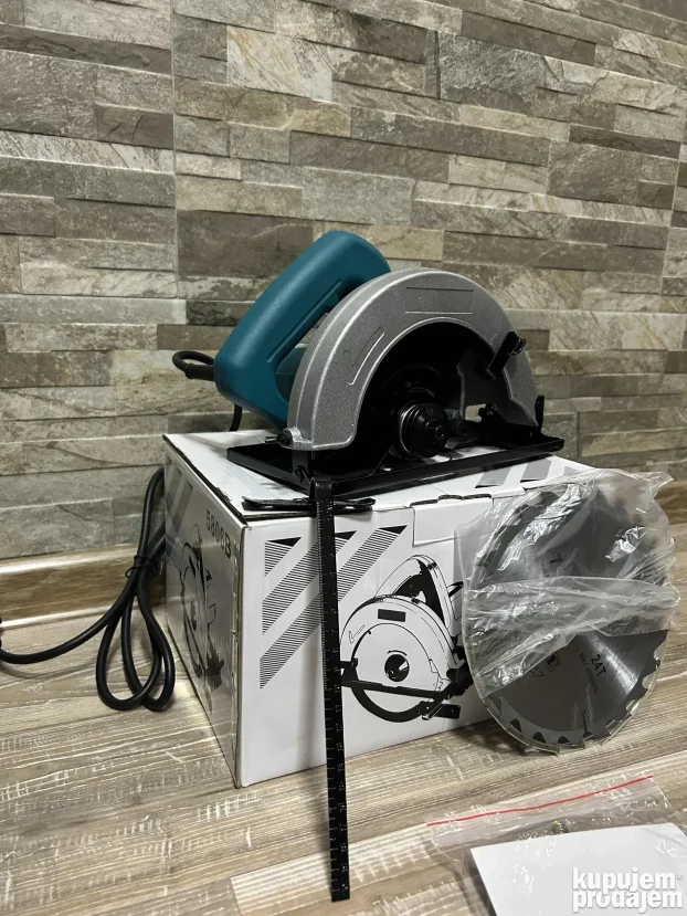 Makita rucni cirkular 1050w - KupujemProdajem