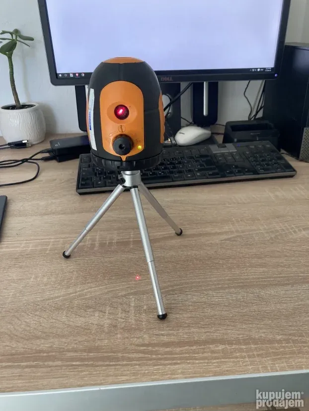 Gradjevinski laser - KupujemProdajem