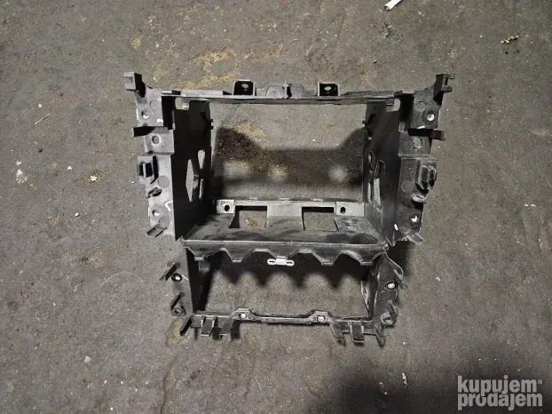 Konzola za Multimediju VW Golf 6 - KupujemProdajem