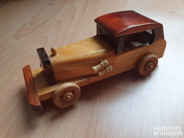Drveni auto - oldtimer - KupujemProdajem