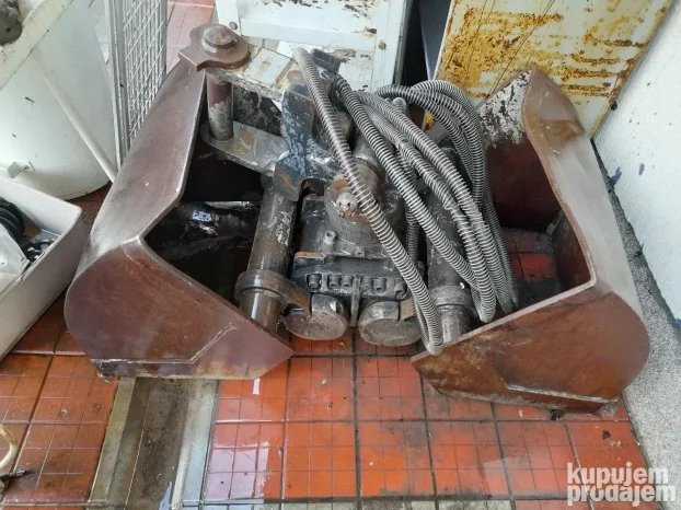 Grejfer za rasuti materijal - KupujemProdajem