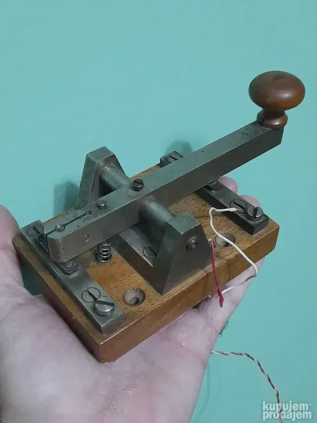 Stari uredajaj WW2 Morzeov taster telegrafija odlican - KupujemProdajem