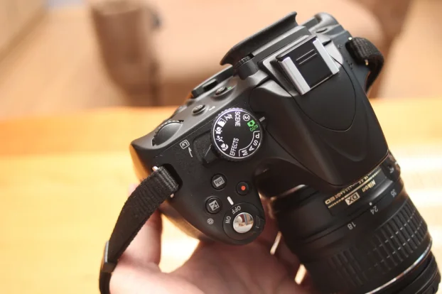 Nikon D5100 + af-s 18-55mm f/3.5-5.6 VR (7700 okidanja!) - KupujemProdajem