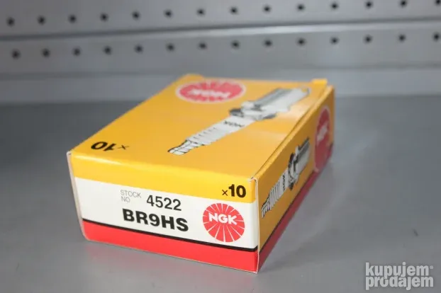 Svecica NGK 4522 BR9HS - KupujemProdajem