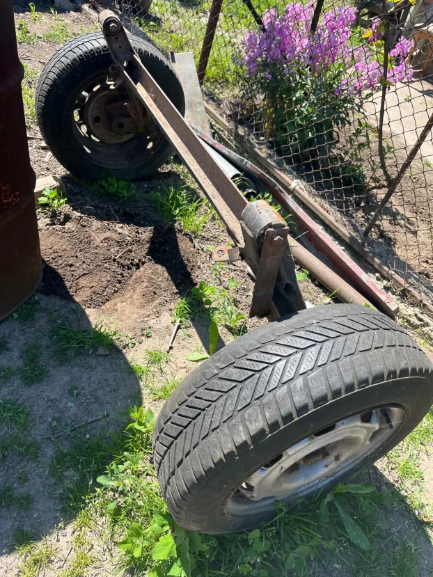 Osovina za prikolicu i korpa za traktor - KupujemProdajem