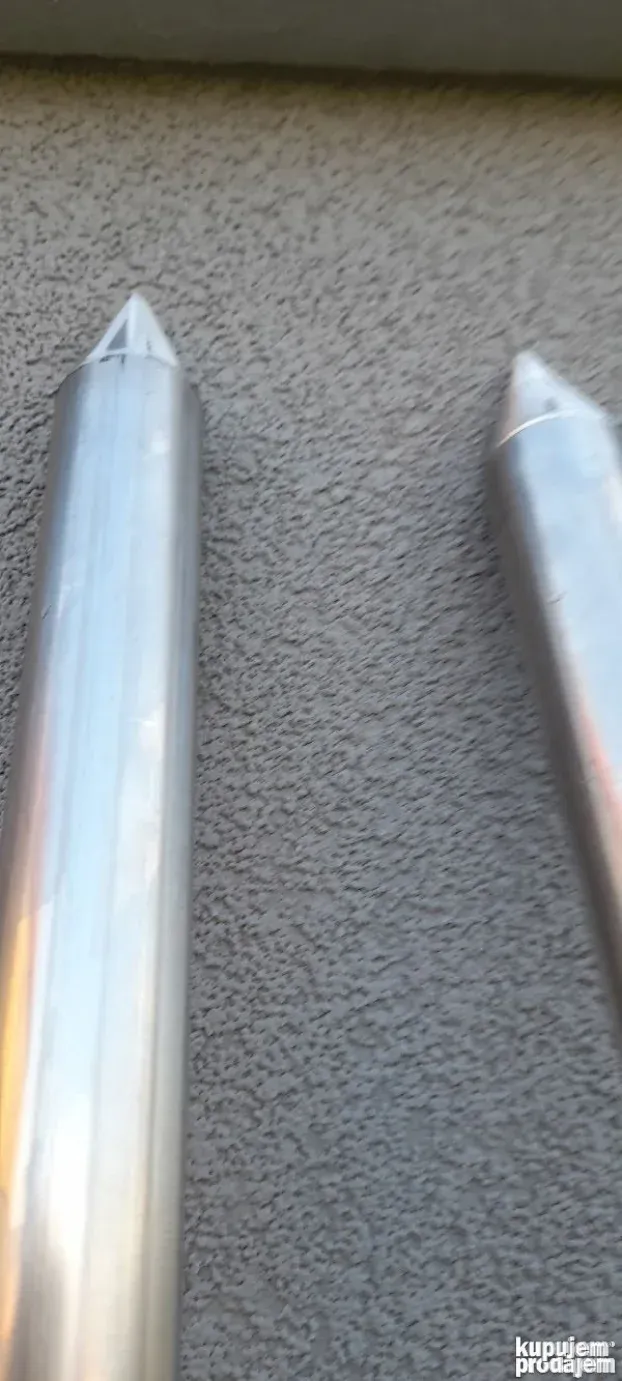 Prohromski raznjevi sa vilama i drzacem kicme - KupujemProdajem