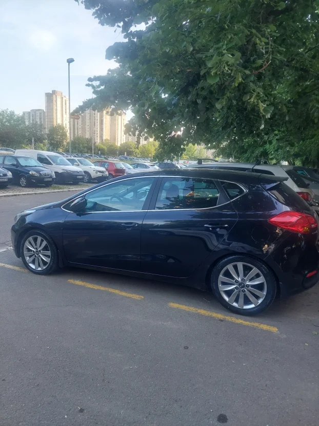 KIA Ceed alu felne original 17 ice 5 x 114,3 sa novim gumama ...